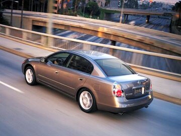 2004 Nissan Altima | Pricing, Ratings & Reviews | Kelley Blue Book