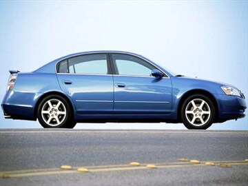 2004 Nissan Altima | Pricing, Ratings & Reviews | Kelley Blue Book