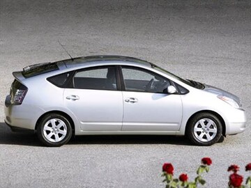 2005 Toyota Prius | Pricing, Ratings & Reviews | Kelley Blue Book