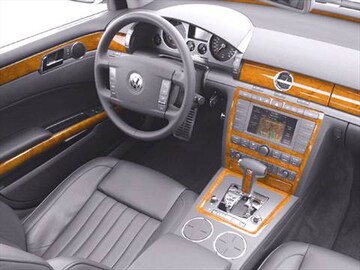 2005 Volkswagen Phaeton | Pricing, Ratings & Reviews | Kelley Blue Book
