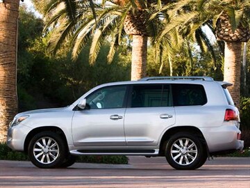 2010 Lexus LX | Pricing, Ratings & Reviews | Kelley Blue Book