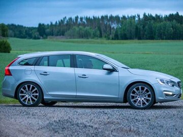 2017 Volvo V60 | Pricing, Ratings & Reviews | Kelley Blue Book
