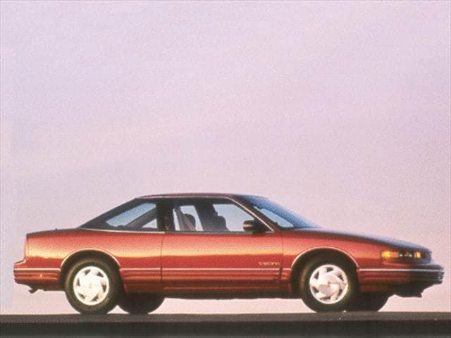 1992 Oldsmobile Cutlass Supreme S Coupe 2D Used Car Prices | Kelley ...