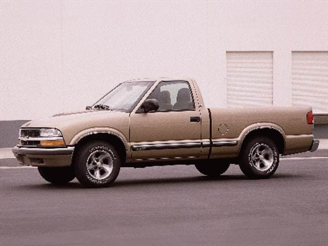 Used 2000 Chevrolet S10 Regular Cab Long Bed Pricing | Kelley Blue Book